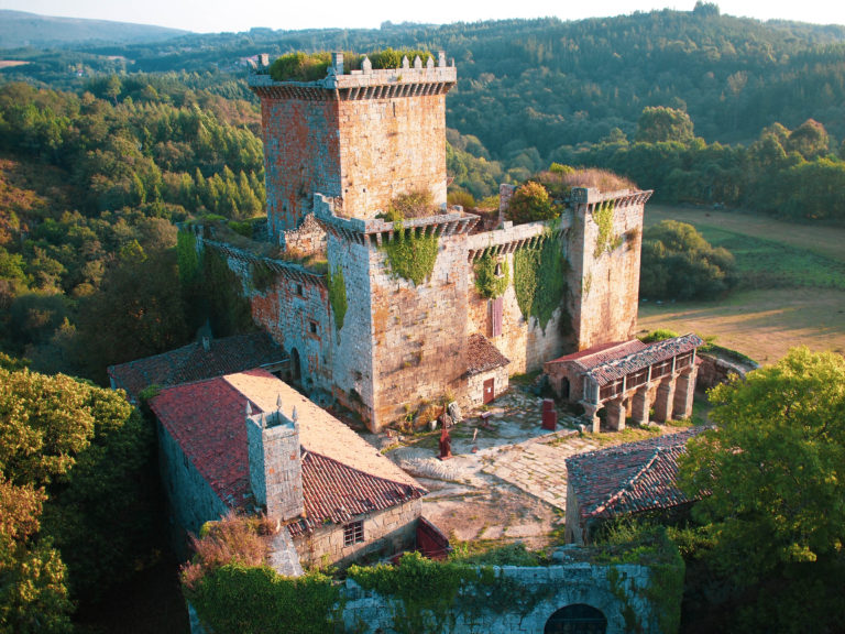 Los mejores castillos para visitar en Galicia - Gallegosviajeros
